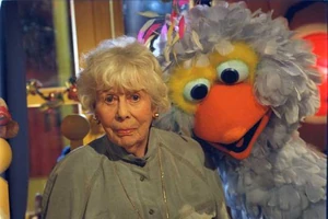 Mary Dresselhuys | Muppet Wiki | Fandom