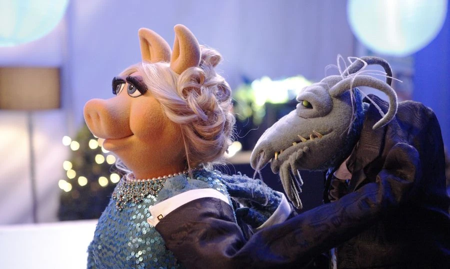 Episode 112: A Tail of Two Piggies | Muppet Wiki | Fandom