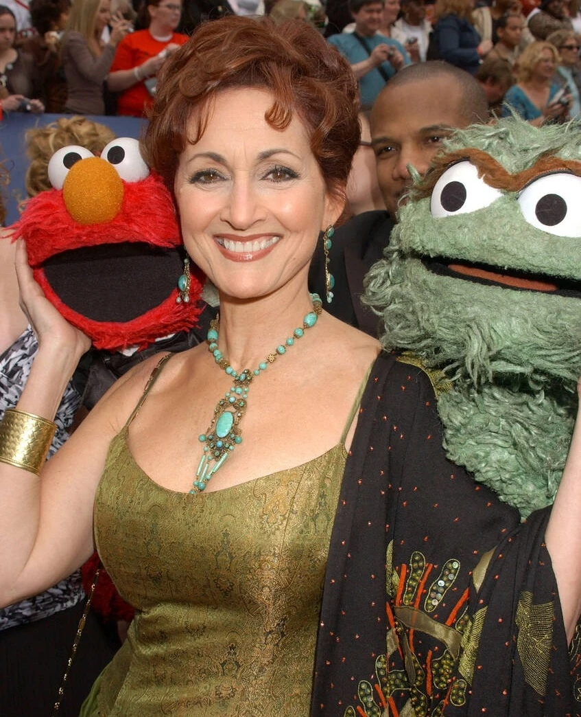 Robin Strasser | Muppet Wiki | Fandom