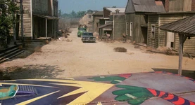 The Electric Mayhem Bus | Muppet Wiki | Fandom