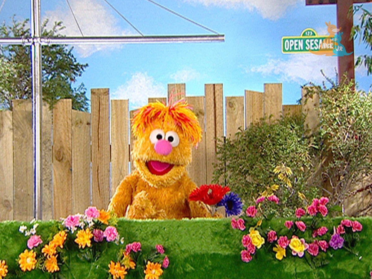 Play Along with Ollie | Muppet Wiki | Fandom