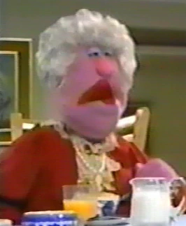 Maxine | Muppet Wiki | Fandom