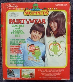 Muppet Paint 'n Wear clothes painting kit | Muppet Wiki | Fandom