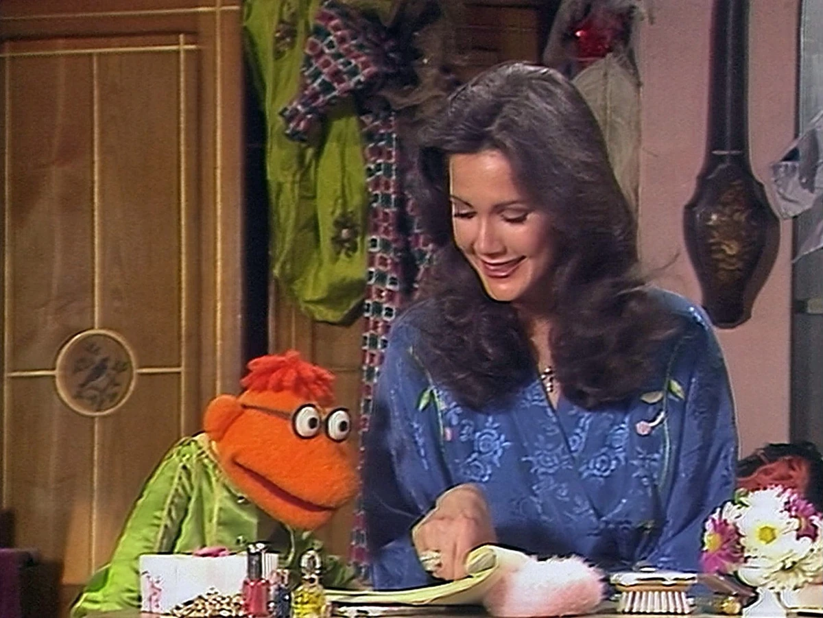 Episode 419: Lynda Carter/transcript | Muppet Wiki | Fandom