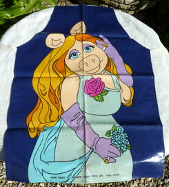 Muppet aprons (St Michael) | Muppet Wiki | Fandom