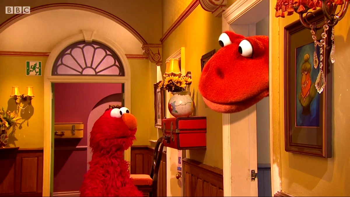 Episode 137: Dinosaur in Room 223 | Muppet Wiki | Fandom