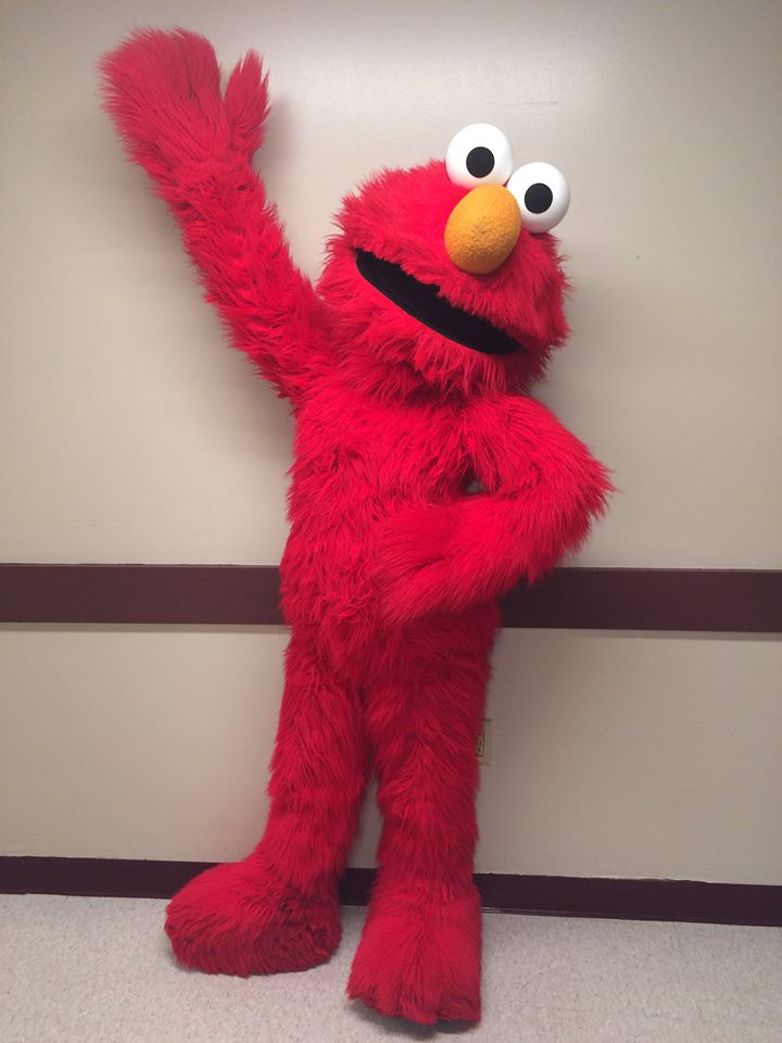 Elmo walk-arounds | Muppet Wiki | Fandom Elmo walk-arounds | Muppet Wiki | Fandom