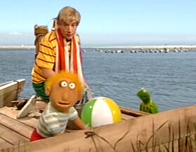 Bud | Muppet Wiki | Fandom