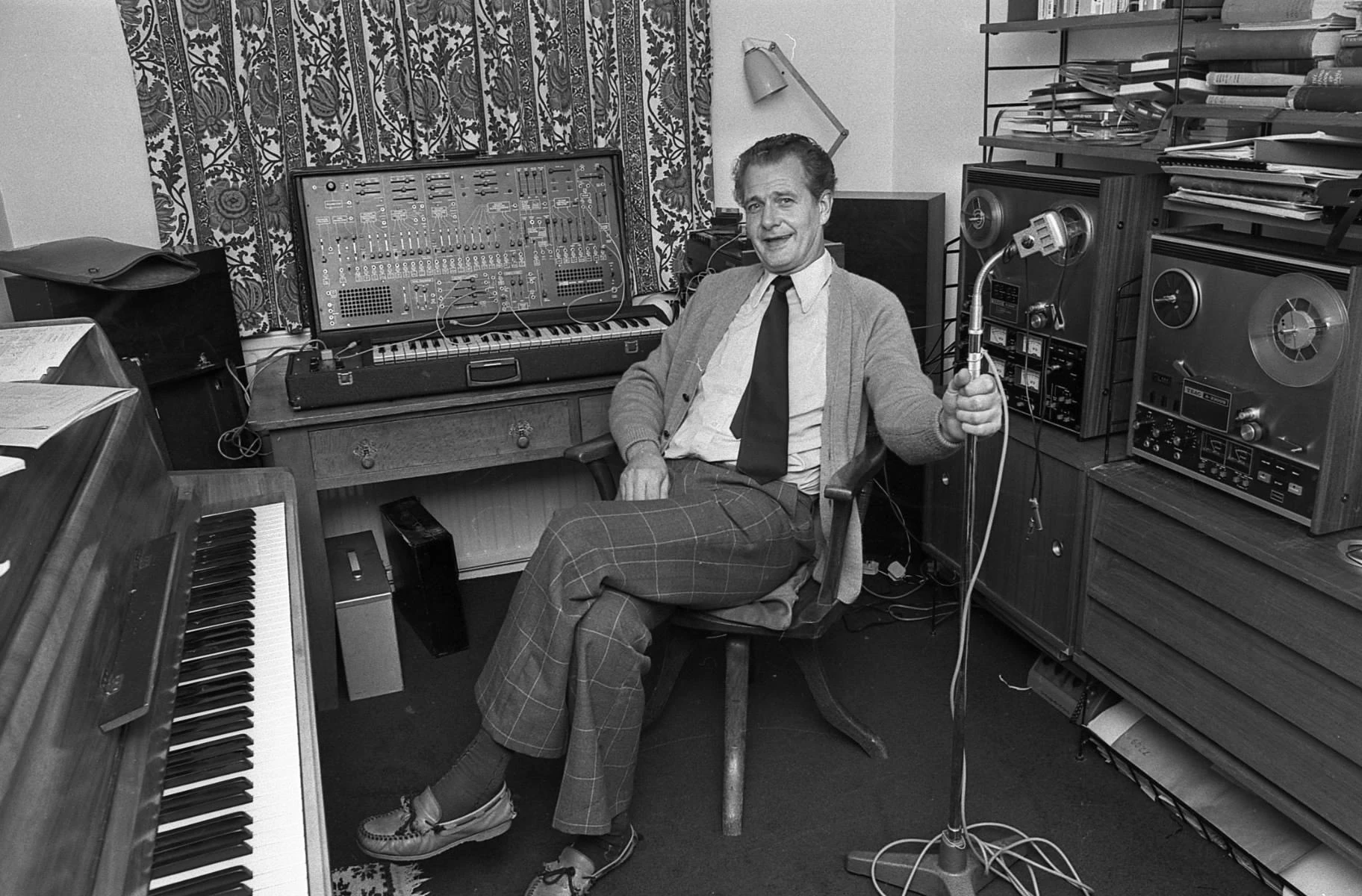 Derek Scott | Muppet Wiki | Fandom