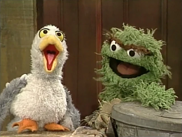 Stinky (seagull) | Muppet Wiki | Fandom