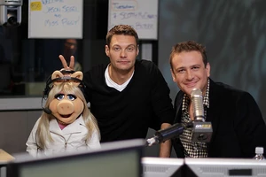 Ryan Seacrest | Muppet Wiki | Fandom