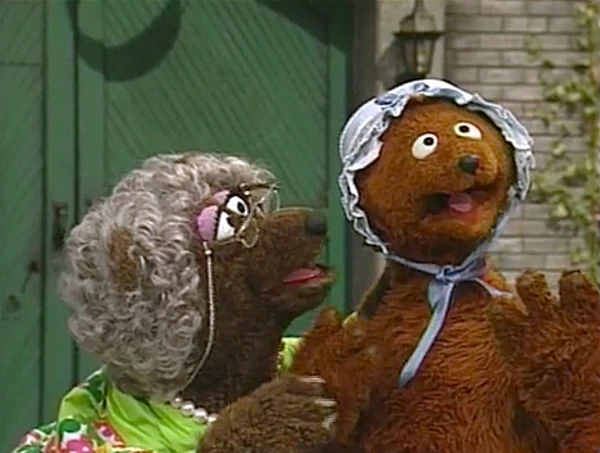 Cootchie Cootchie Coo | Muppet Wiki | Fandom