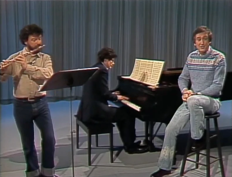 Silver Song | Muppet Wiki | Fandom