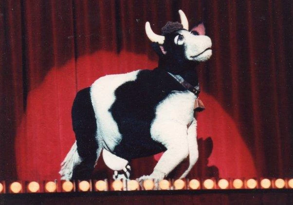 Gladys the Cow walk-around | Muppet Wiki | Fandom