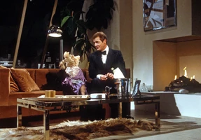 Episode 524: Roger Moore | Muppet Wiki | Fandom