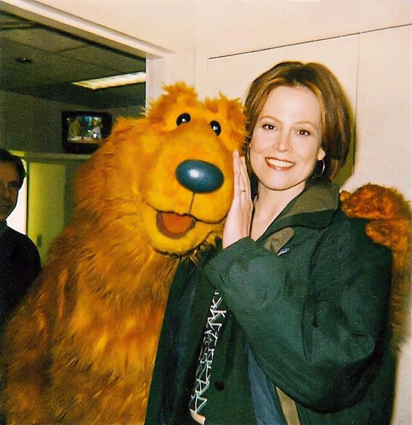 Sigourney Weaver | Muppet Wiki | Fandom