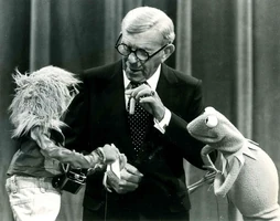 Episode 210: George Burns | Muppet Wiki | Fandom