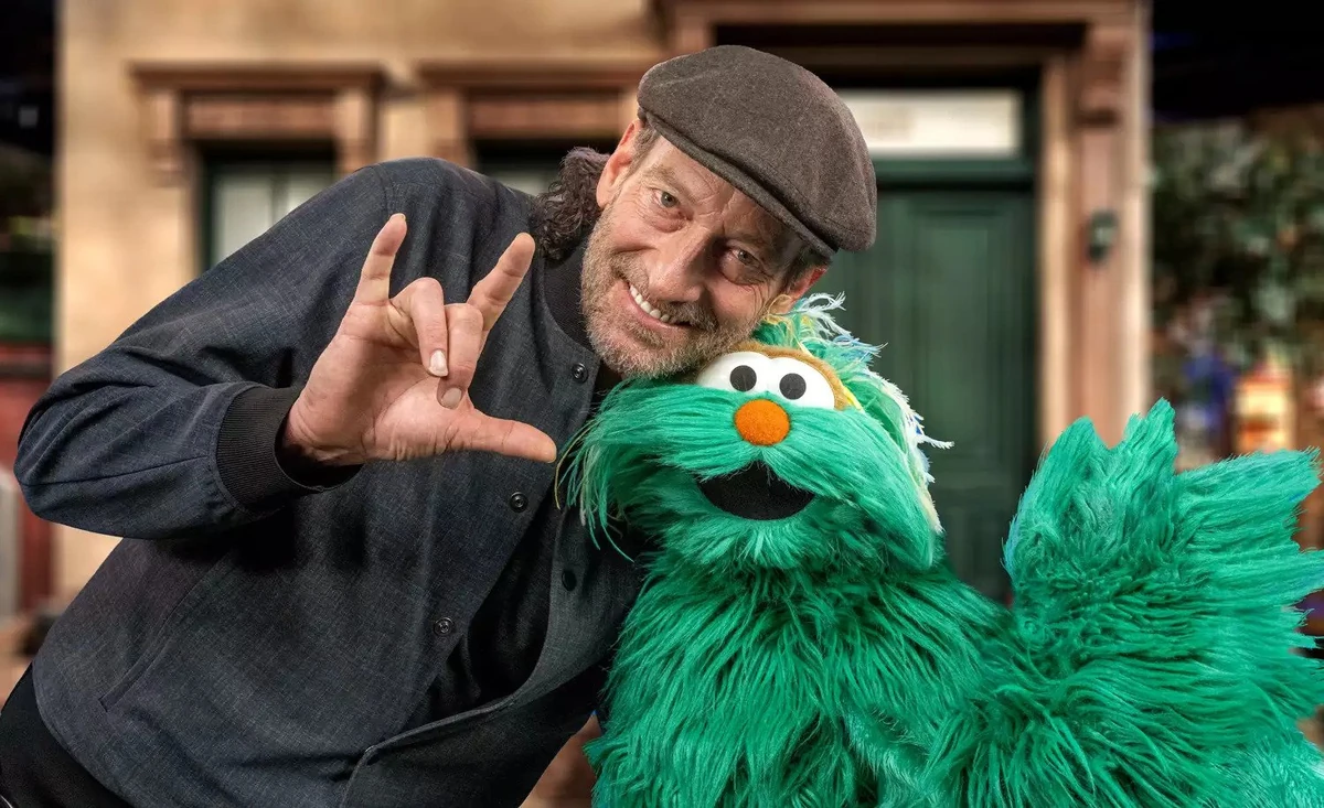 Troy Kotsur | Muppet Wiki | Fandom