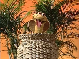 Noel MacNeal characters | Muppet Wiki | Fandom