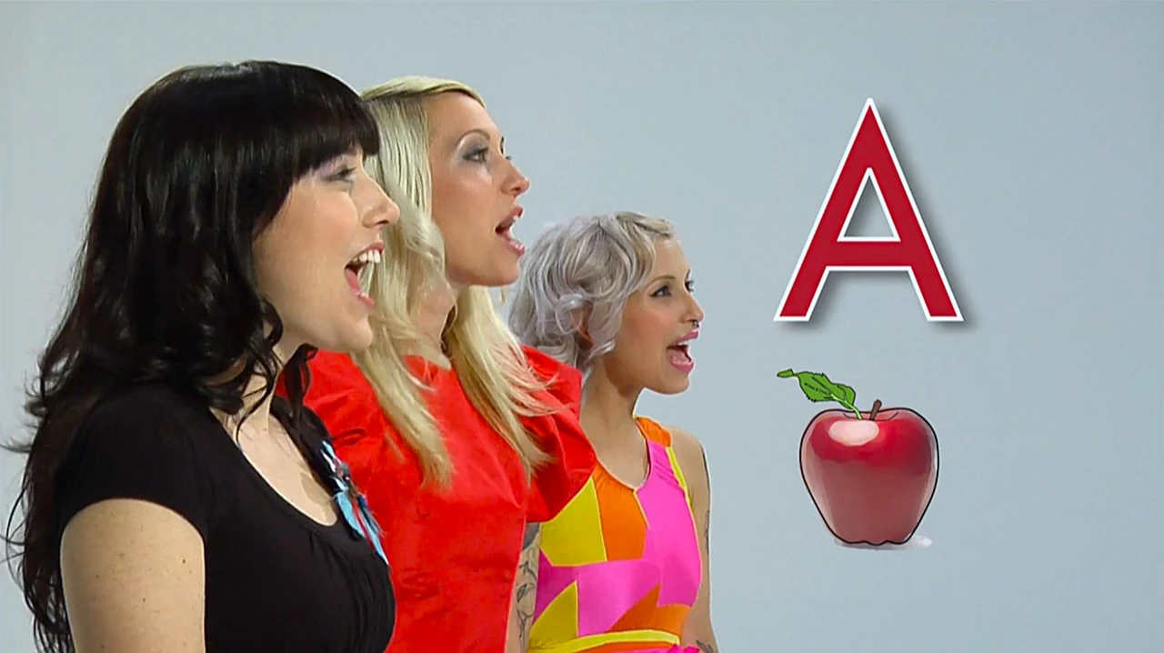 Tilly and the Wall | Muppet Wiki | Fandom