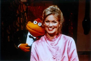 Episode 412: Phyllis George | Muppet Wiki | Fandom