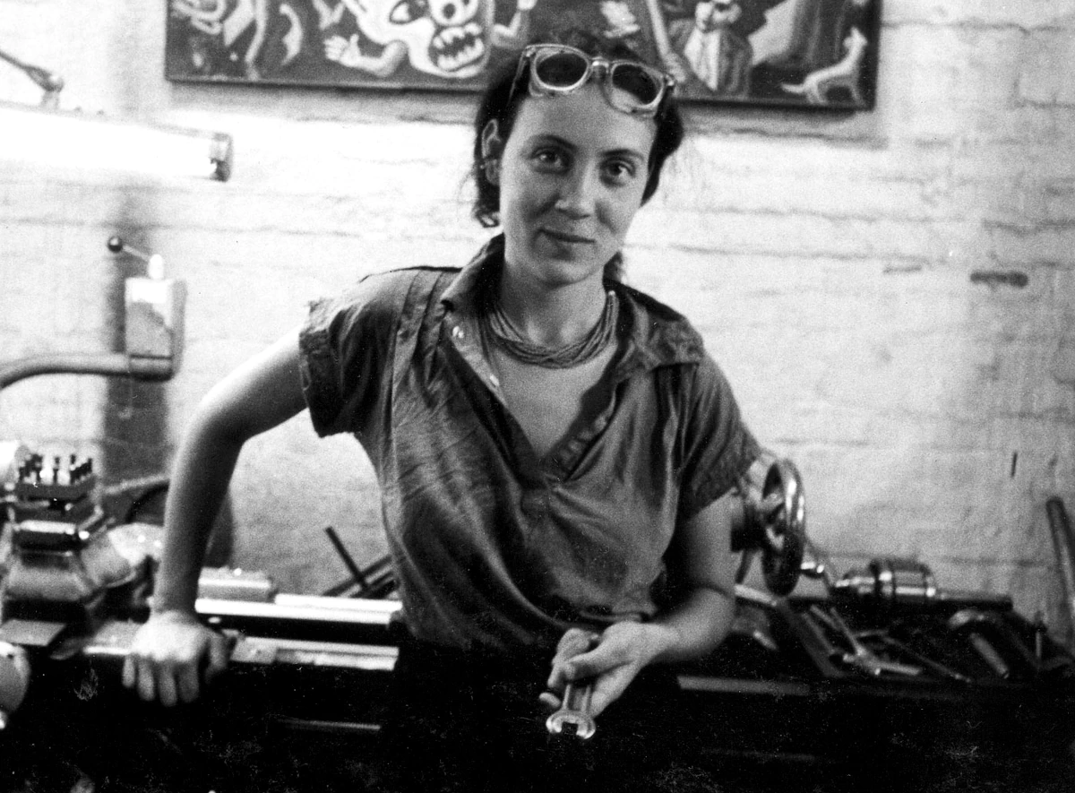 Lisa Crafts | Muppet Wiki | Fandom