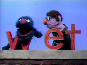 Herbert Birdsfoot: ET Family | Muppet Wiki | Fandom