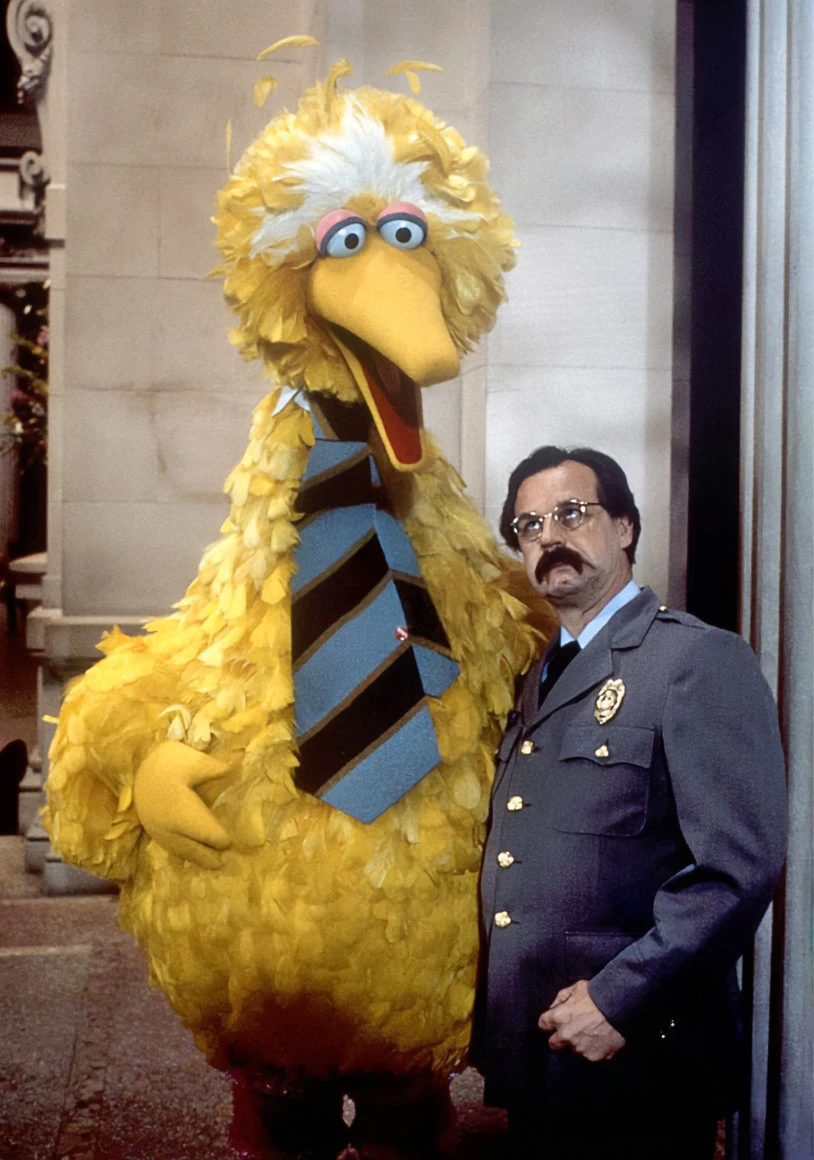 Museum Guard (Don't Eat the Pictures) | Muppet Wiki | Fandom