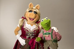 Lola Paltinger | Muppet Wiki | Fandom