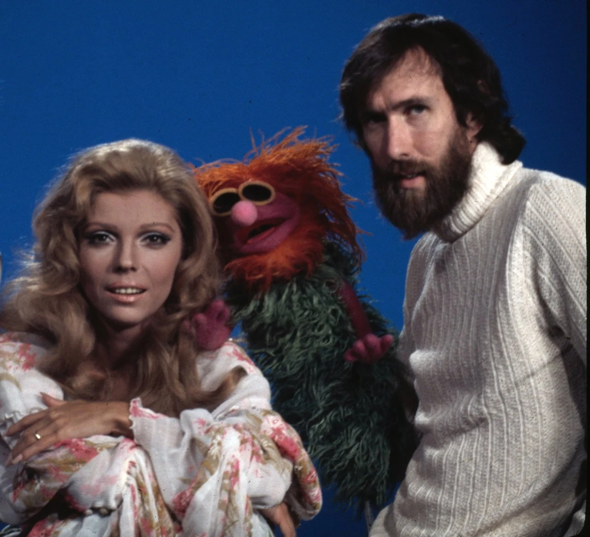 Nancy Sinatra | Muppet Wiki | Fandom