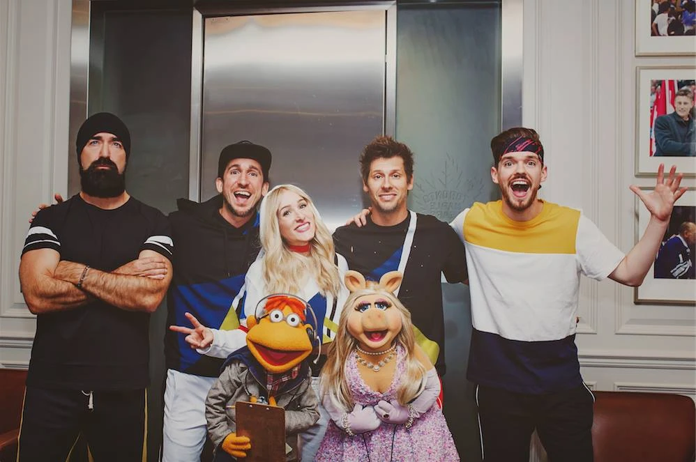 Walk off the Earth | Muppet Wiki | Fandom