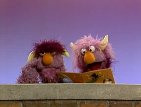 Two-Headed Monster: Story | Muppet Wiki | Fandom