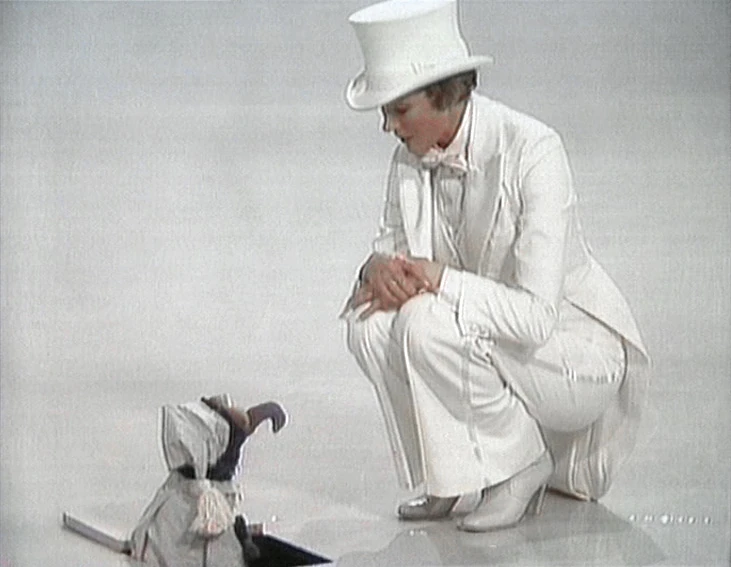 Julie Andrews: One Step Into Spring | Muppet Wiki | Fandom