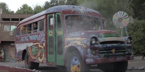 The Electric Mayhem Bus | Muppet Wiki | Fandom