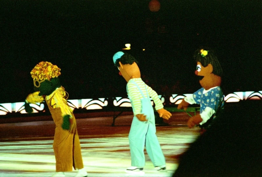 Forum:Ice Follies AMs | Muppet Wiki | Fandom