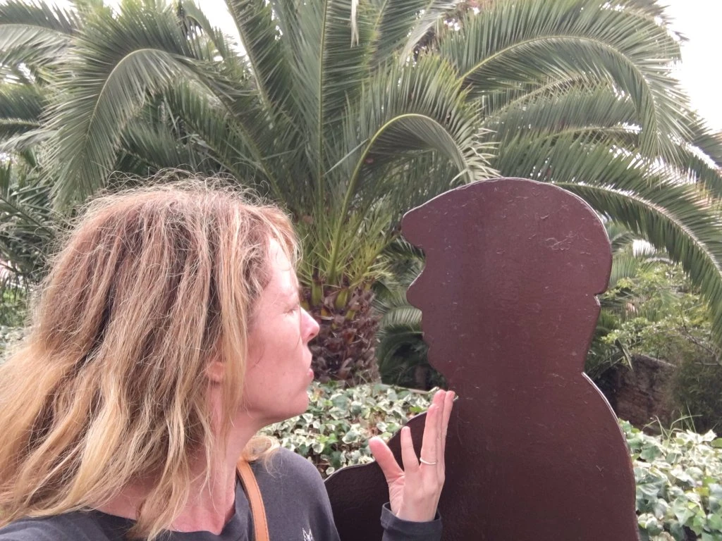 Pablo Neruda | Muppet Wiki | Fandom