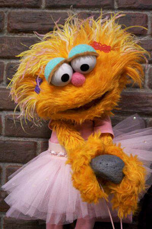 Zoe | Muppet Wiki | Fandom