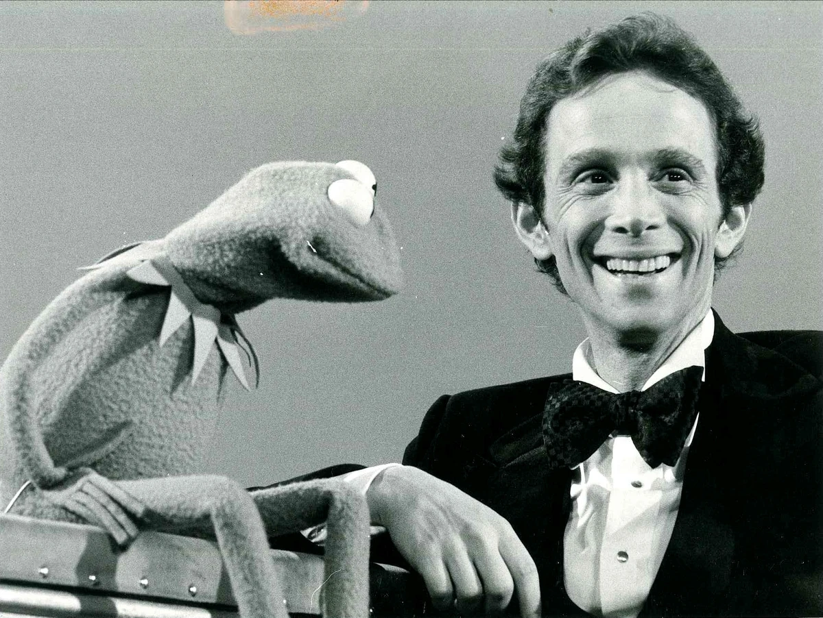 Joel Grey | Muppet Wiki | Fandom