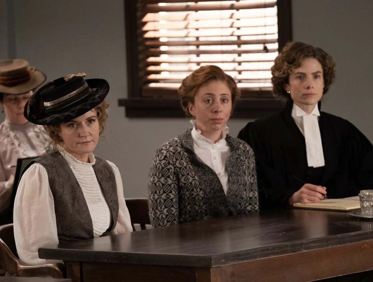 Spirits in the Night | Murdoch Mysteries Wiki | Fandom