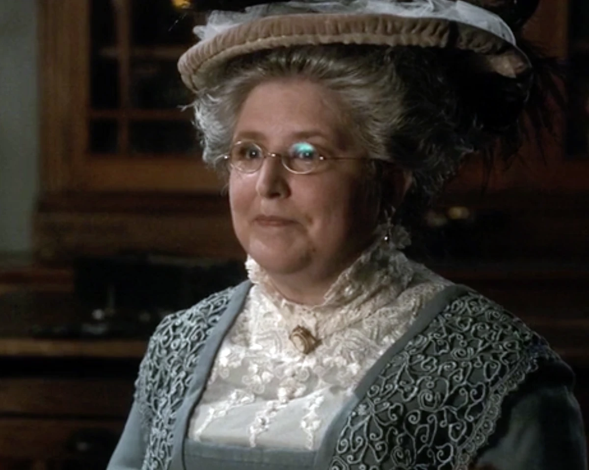 Mabel Bell | Murdoch Mysteries Wiki | Fandom