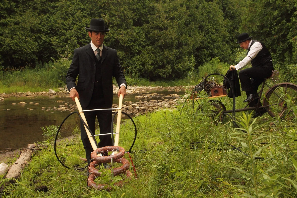 Metal Detector | Murdoch Mysteries Wiki | Fandom