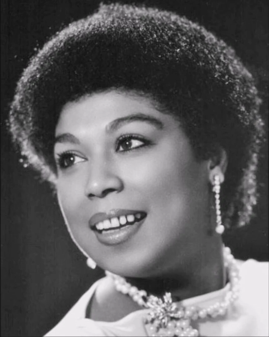 Esmeray | Music Wiki | Fandom