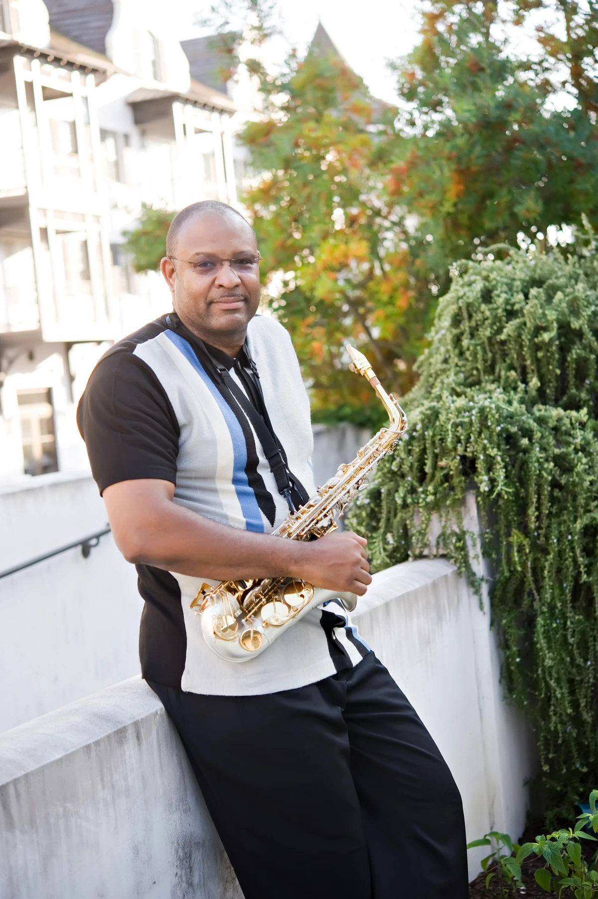 Hulon | Music Hub | Fandom