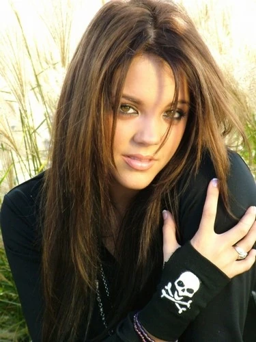 Kaci Brown | Wiki Music Story | Fandom