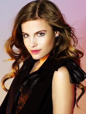 Sarah Michelle | Wiki Music Story | Fandom