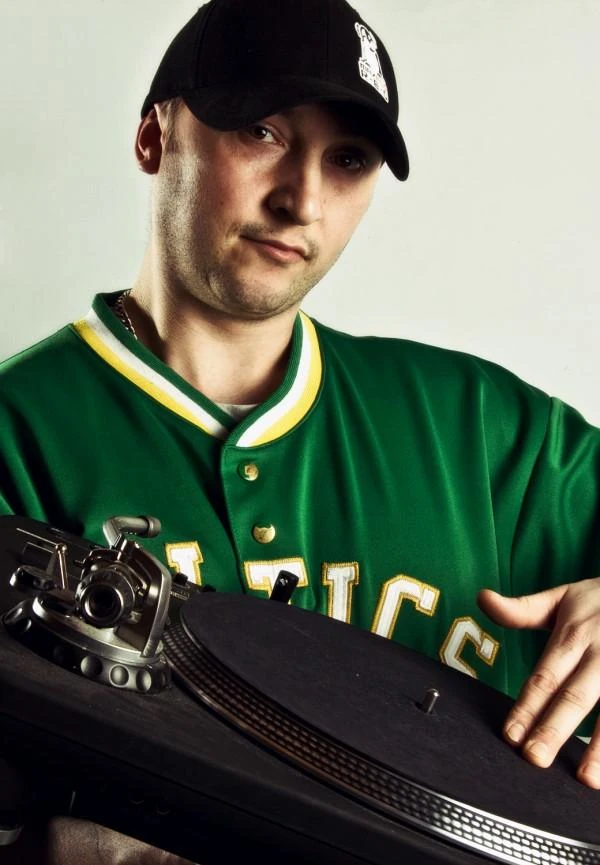 DJ Bambus | Rapedia | Fandom