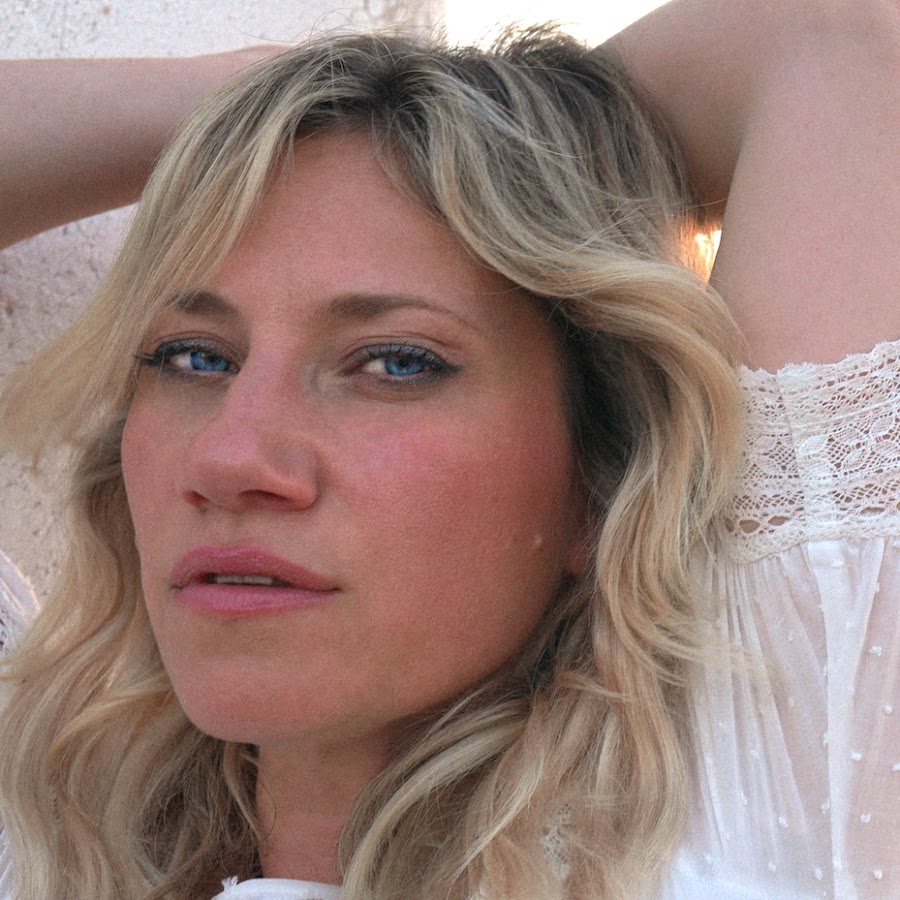 Lucy Woodward The Real American Top 40 Wiki Fandom lucy-woodward-the-real-american-top-40-wiki-fandom