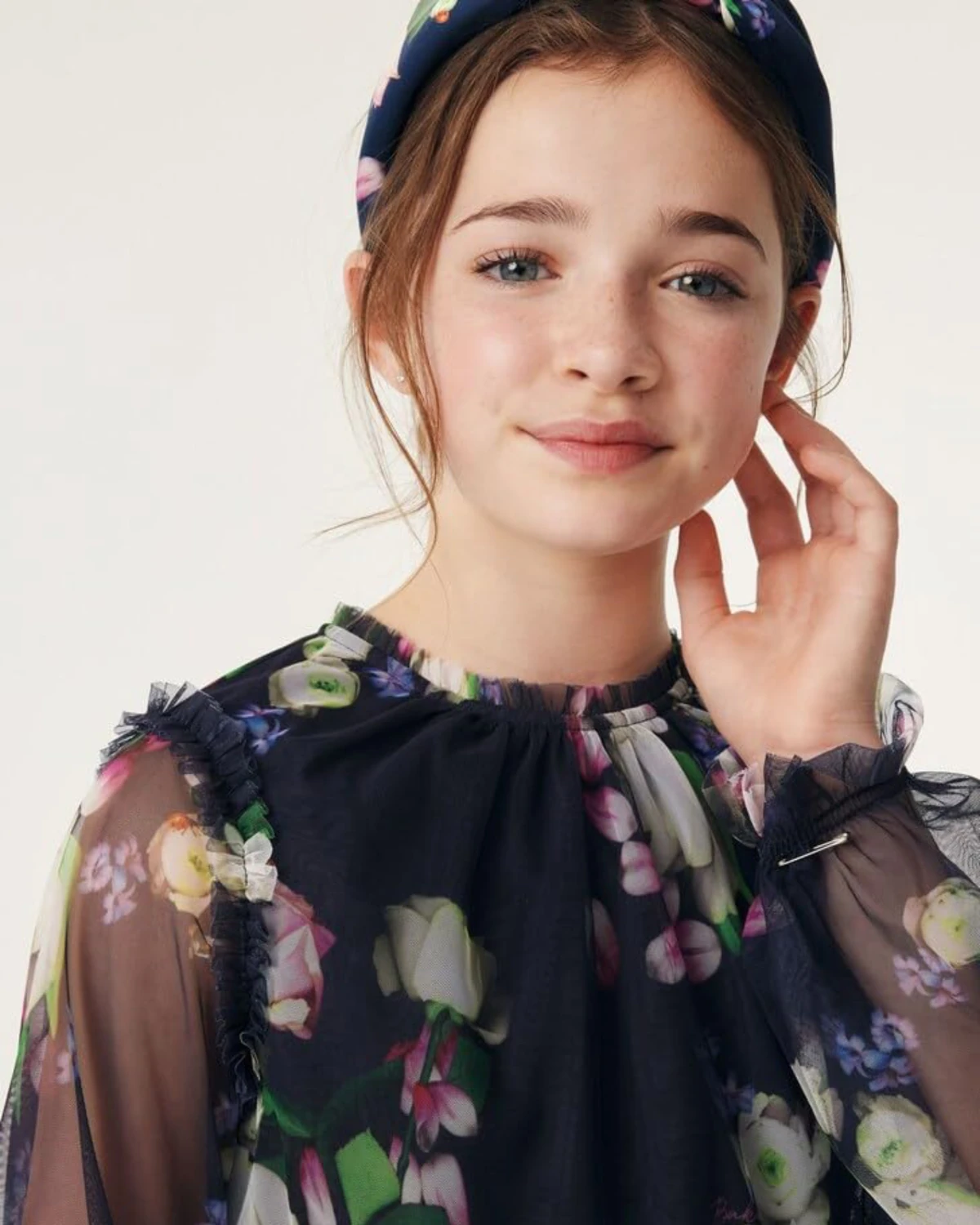 Robyn Betteridge | My Lady Jane Wiki | Fandom