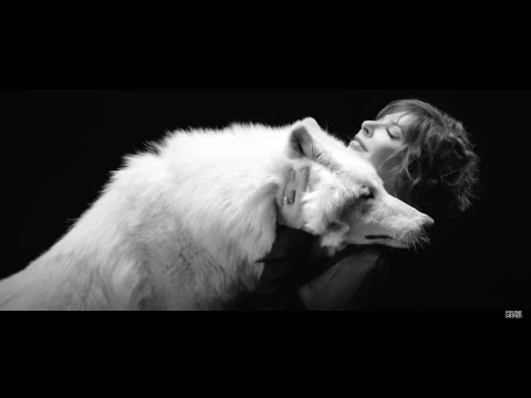 Des larmes (Clip) | Wiki Mylène Farmer | Fandom