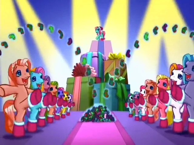 Nothing Says Christmas Like a Pair of Socks | My Little Pony G3 Wiki ...